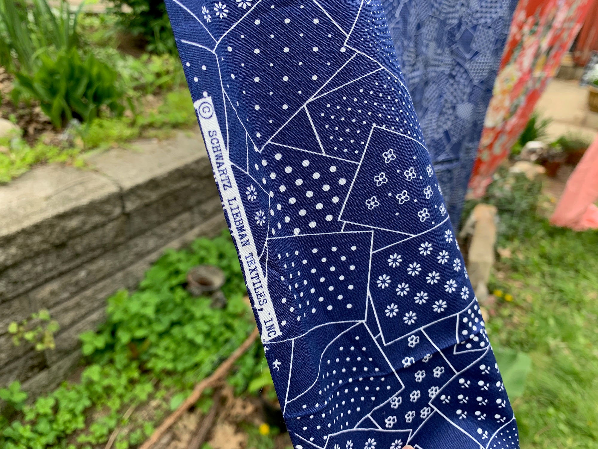 Vintage Calico Patchwork Print Fabric // 56x44" > Navy Blue & White ...