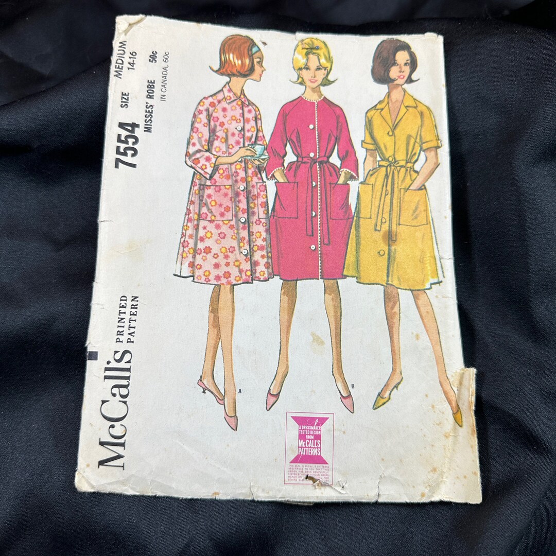 Vintage 1960s Misses' Robe Pattern // Mccall's 7554 > Sz 14 > Button ...