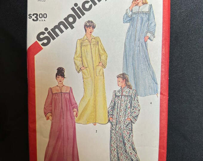 1980s Zippered Front Robe Pattern // Simplicity 6223 > Sz 10-12 > Yoke, Ankle Length Muumuu ...