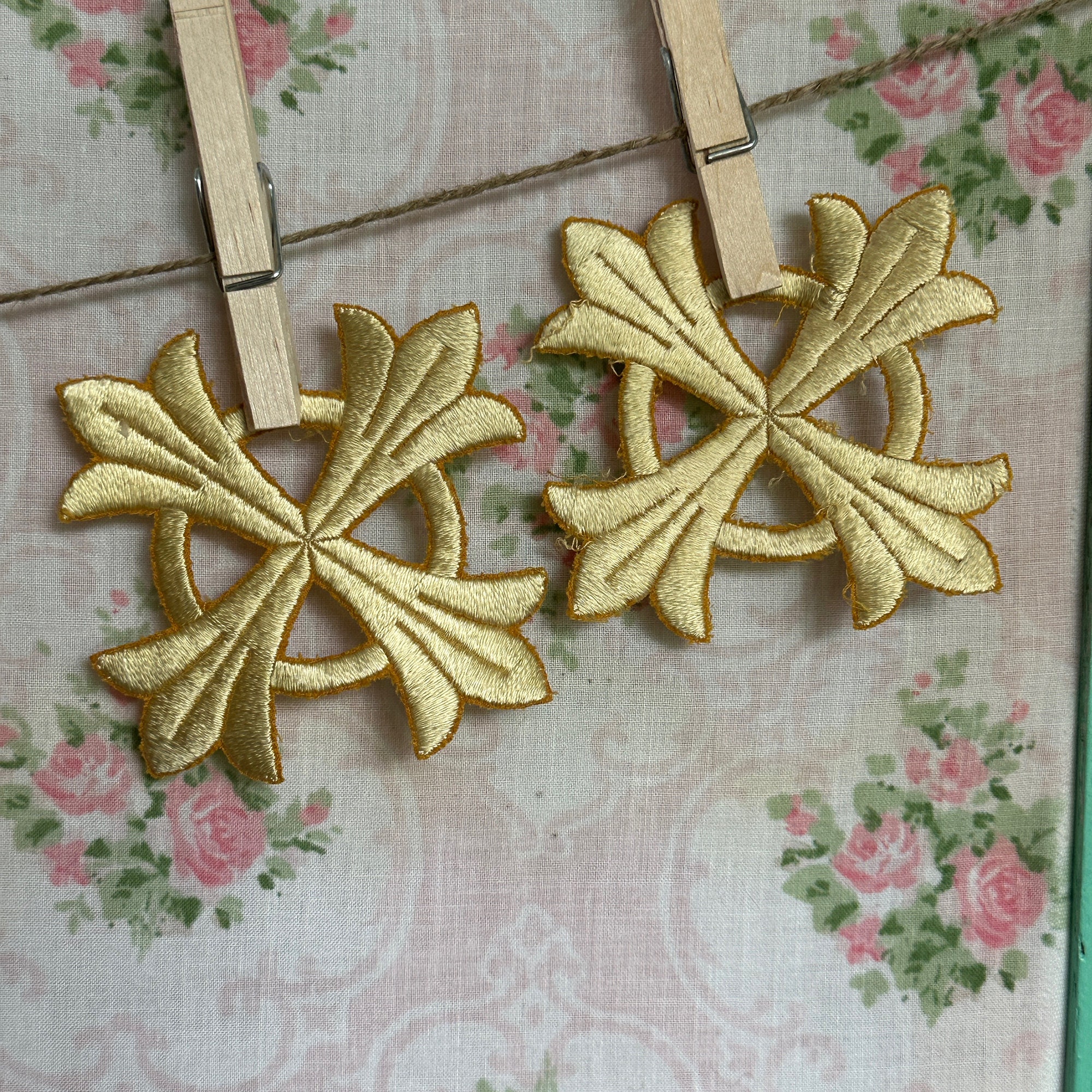 Vintage Gold Embroidered Religious Cross Appliqué // 4.25" > Religious ...
