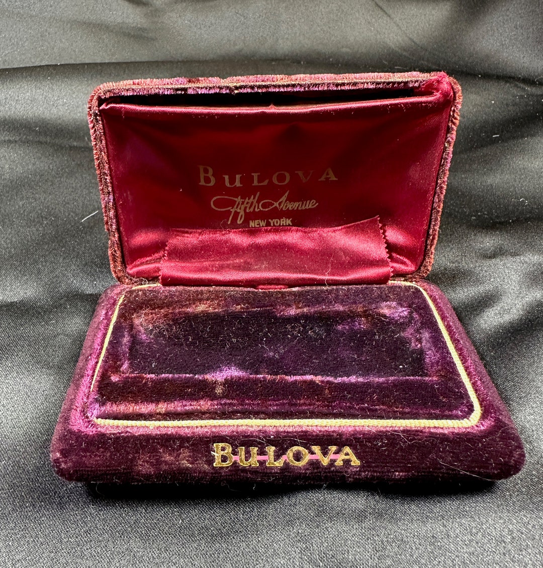 Vintage Burgundy Velvet Bulova Jewelry Box // 4.25x2.75x1.5" > Hinged ...