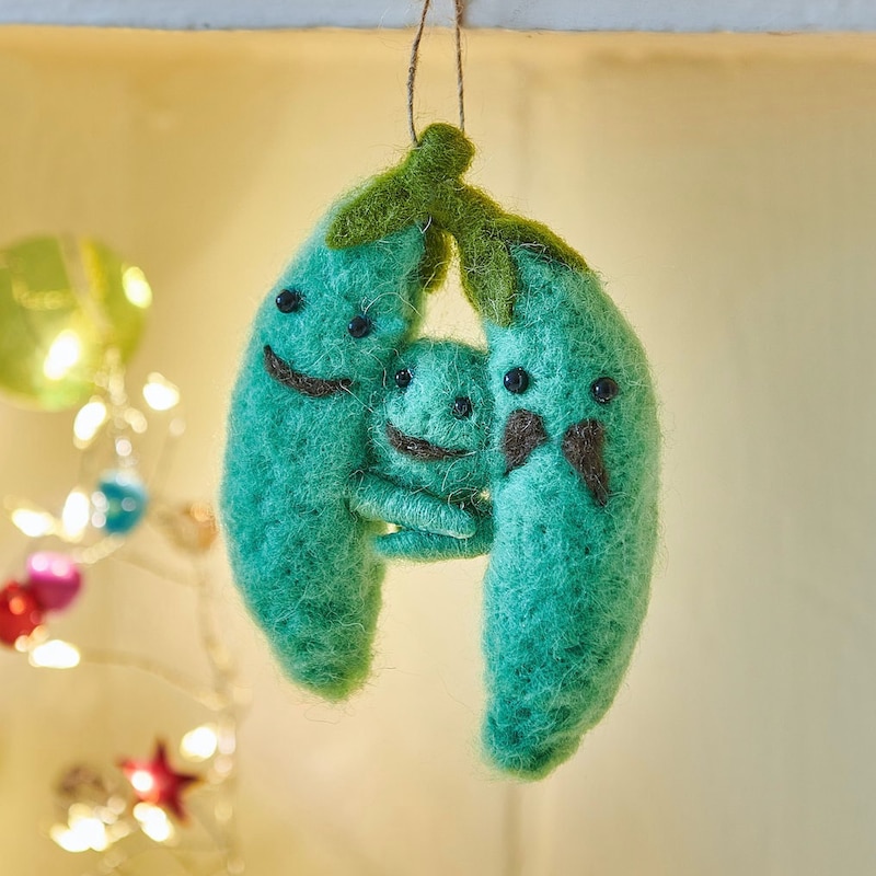 Pea Pod Ornament - Etsy