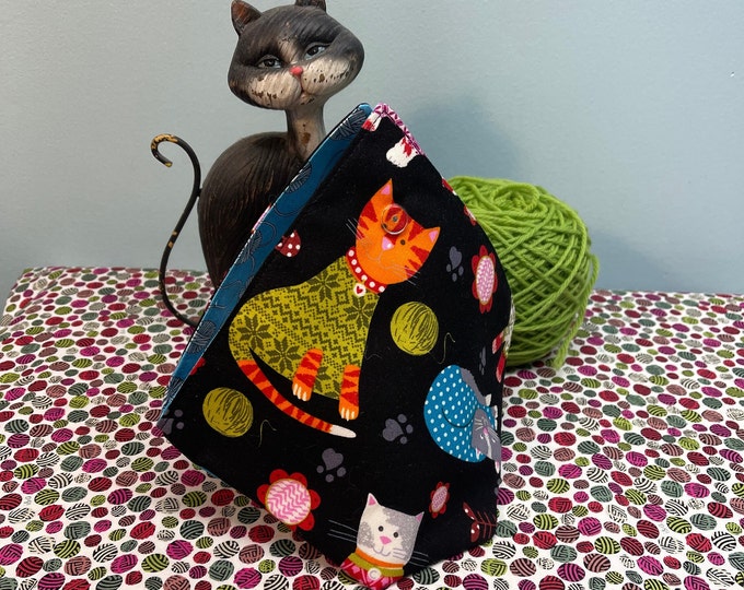 Large Yarn Keeper Bento Style Fabric Yarn Holder Cat Print - Etsy