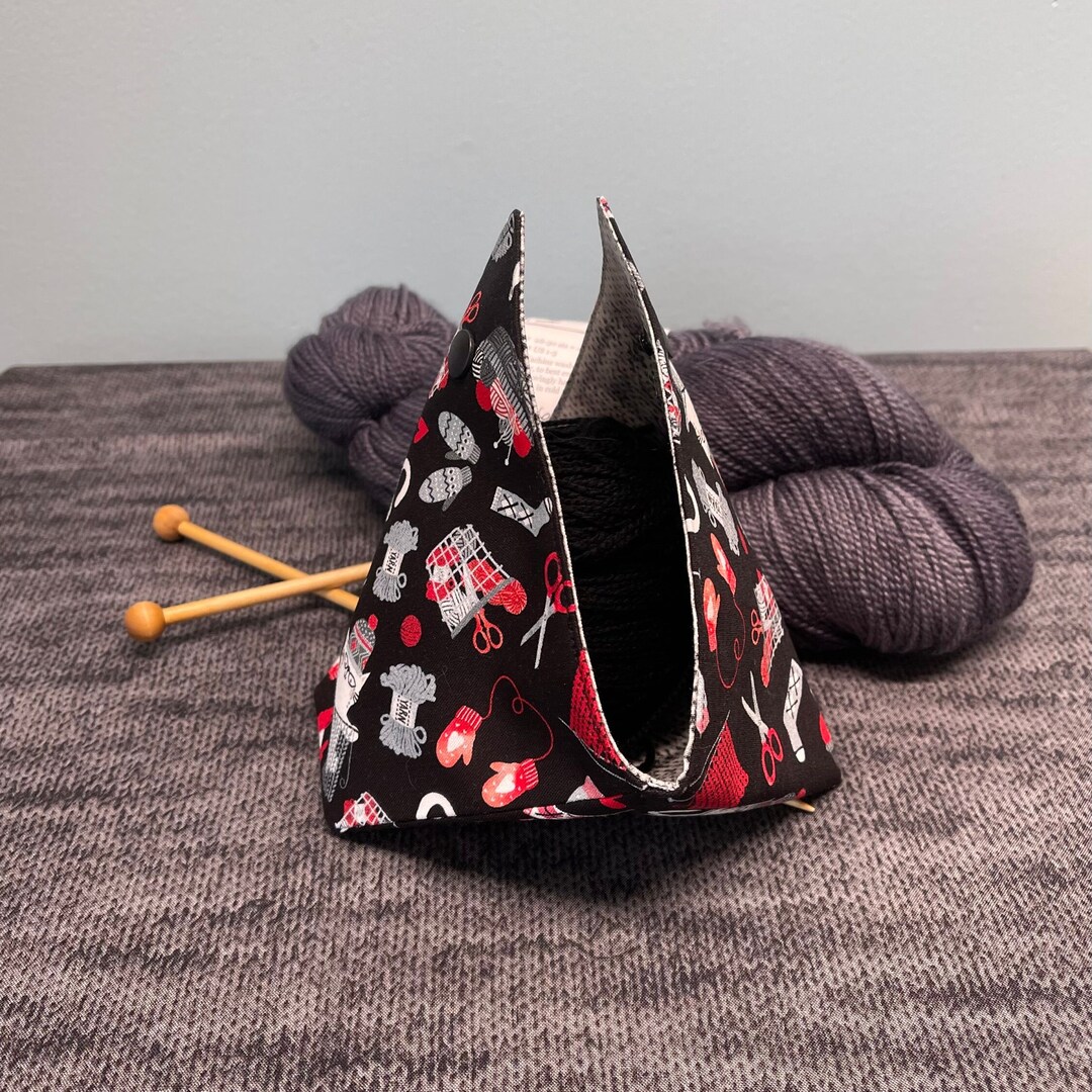 Yarn Keeper - Bento Style Fabric Yarn Bowl - Cat Print - Etsy