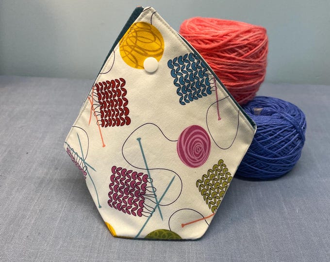 Large Yarn Keeper - Bento Style Fabric Yarn Holder - Knitting Print - Etsy