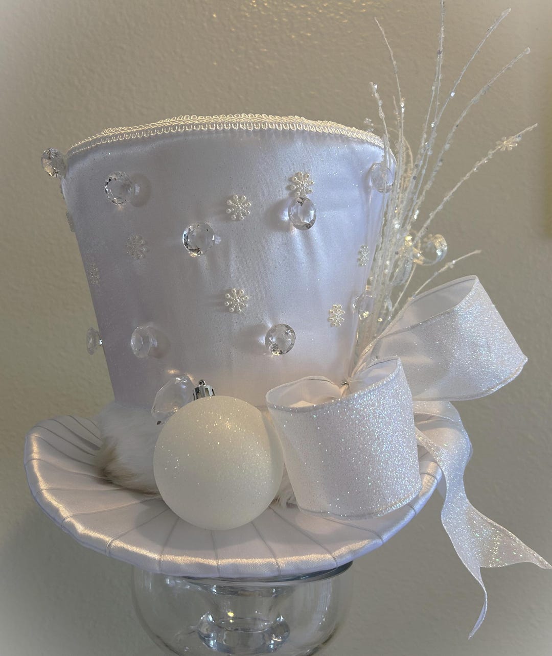 Iridescent White Tree Topper, White Top Hat, Christmas Tree Topper ...