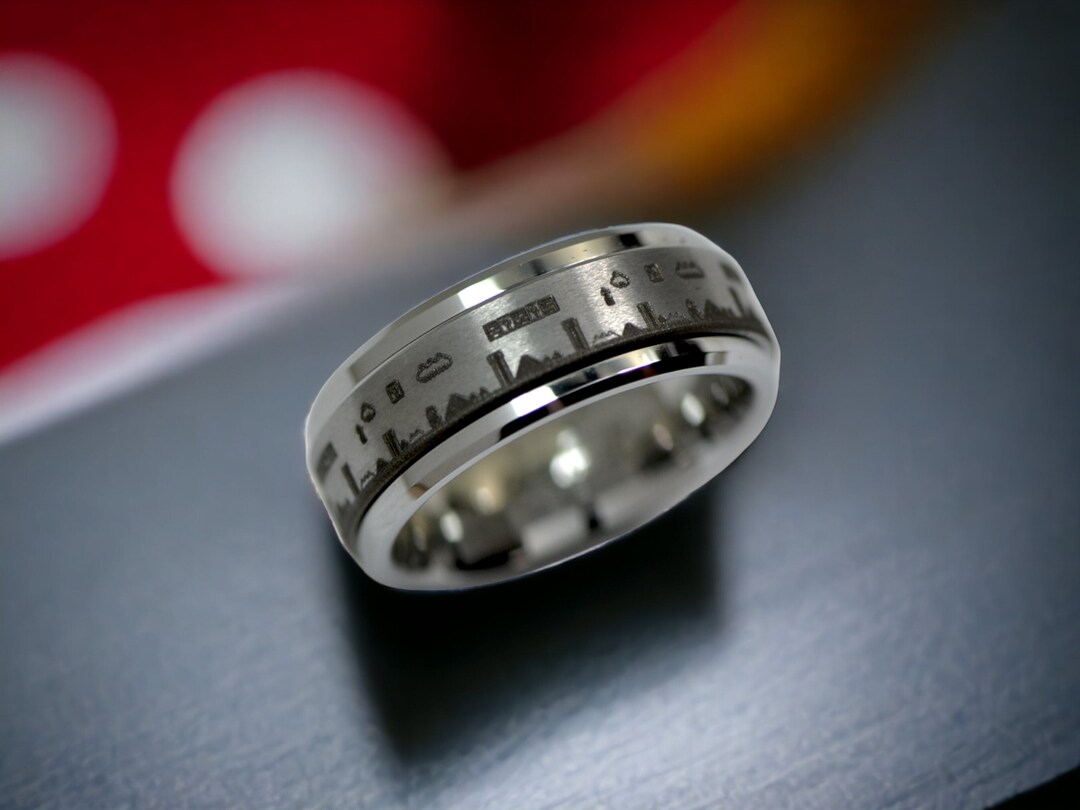 Super Mario Brothers Pixel Engraved Spinner Ring Durable White 8mm Wide ...