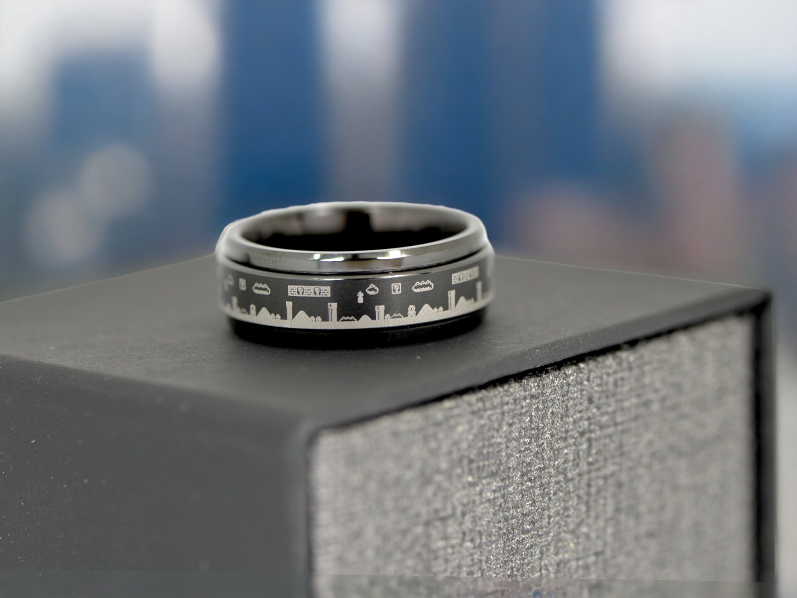 Super Mario Brothers Pixel Engraved Spinner Ring Durable Black 8mm Wide ...