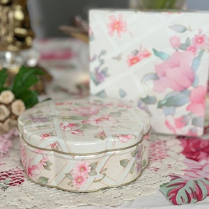 RARE 1980's Vintage Avon Floral Storage Tin - Etsy
