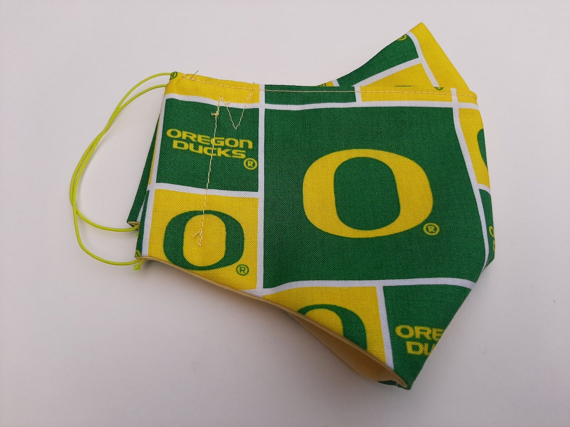 Oregon Ducks Face Mask Double Layer Quilters Cotton With Nose Cover ...
