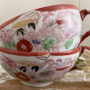 SET of 2 Japanese Kutani Geisha Eggshell Porcelain Teacups, Red, Green ...