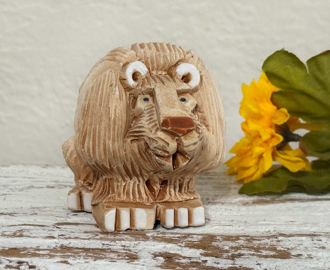 Vintage Artesania Rinconada Carved Lion Figurine, Textured Ceramic ...