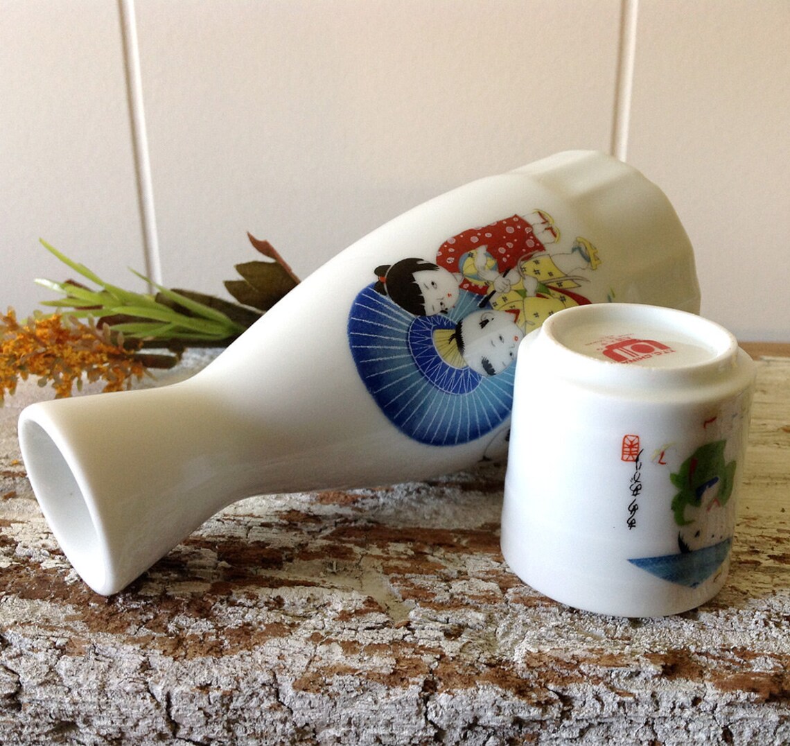 Vintage Chinese Illustrated Sake Pitcher Small Cup White | Etsy