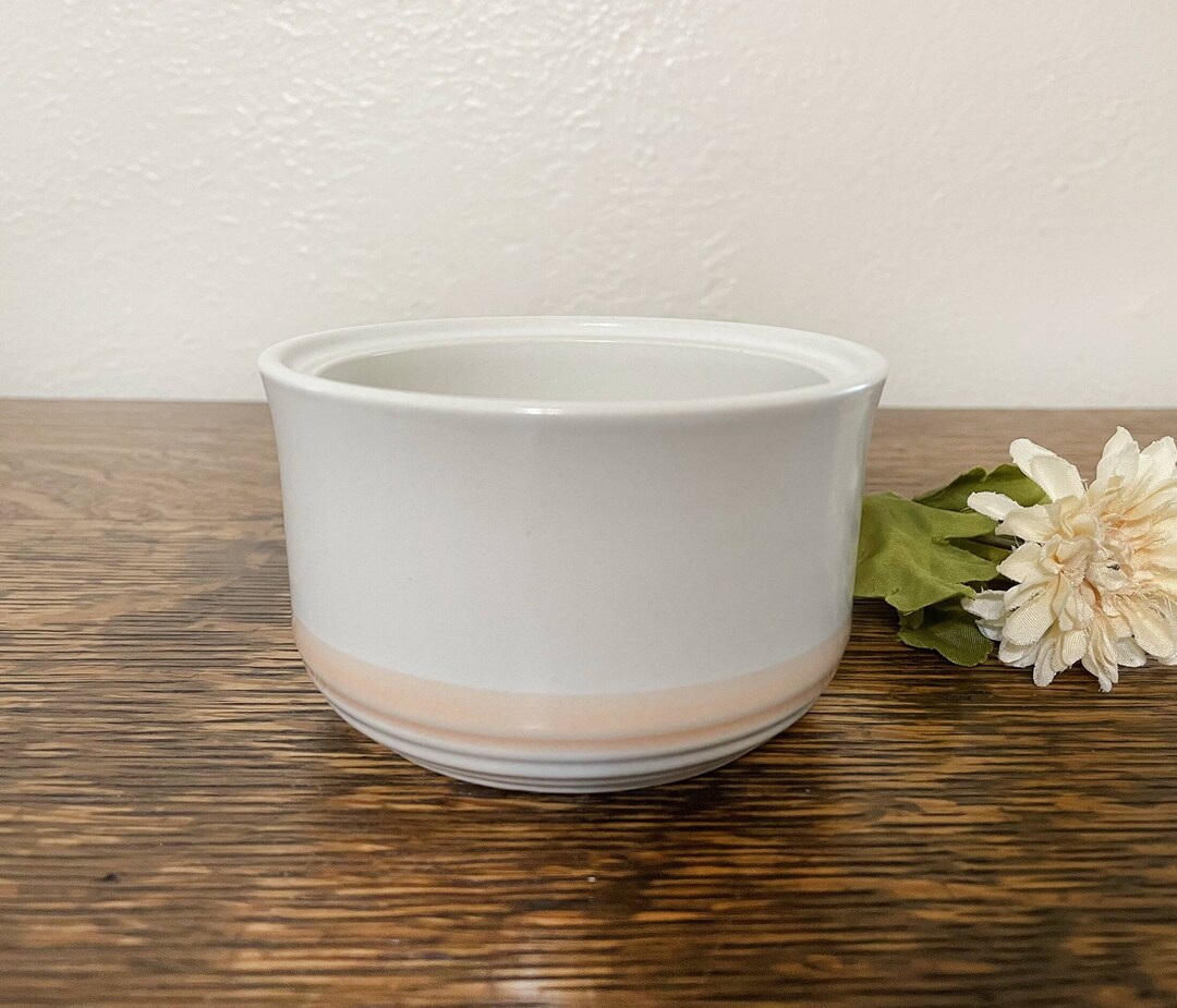 Baker Hart Stuart Michelle Sugar Bowl, No Lid, Peach, White 1980s ...