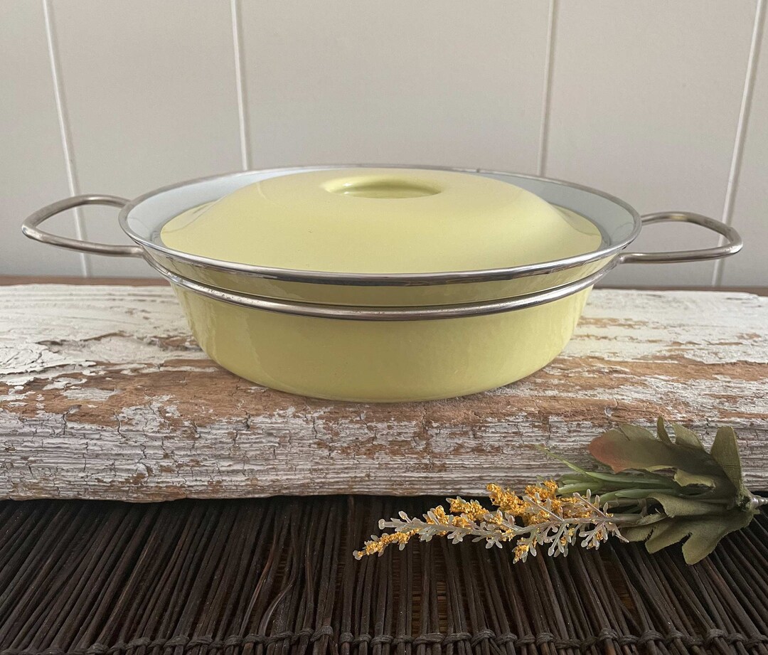 Vintage MES Germany Enamel Ware Covered Saucepan, Dish, Pale Yellow ...