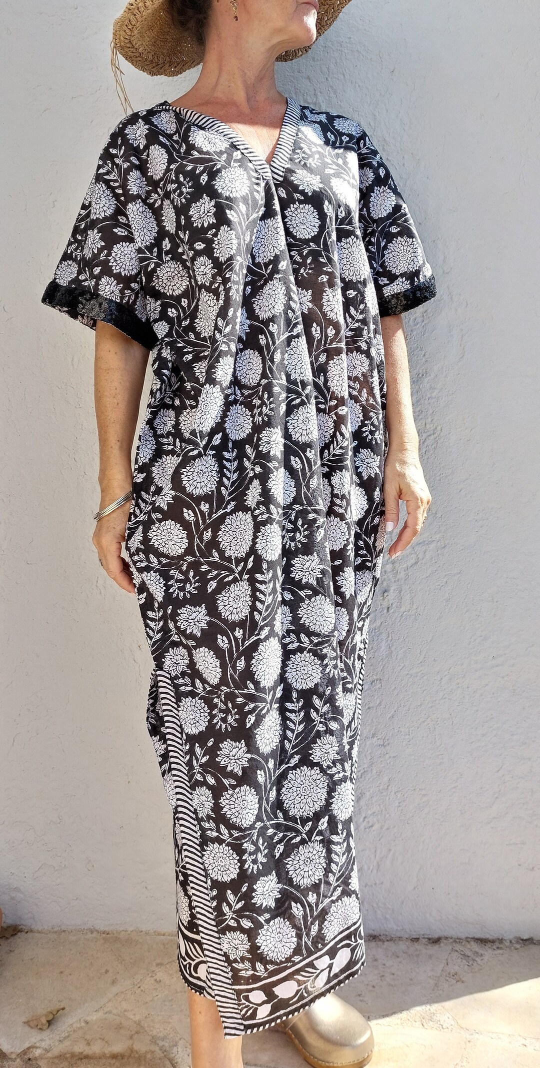 Poncho Black and White Colors in Soft Cotton - Etsy