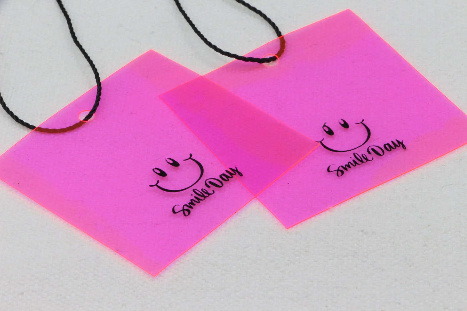 Soft PVC Swing Tag, Plastic Hang Tag, Custom Clear Tag, Neon Hang Tag ...