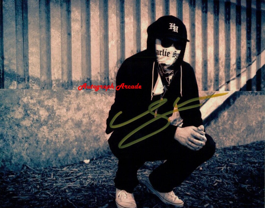 CHARLIE SCENE Hollywood Dead Signed Original Autographed Photo 10x8 COA ...