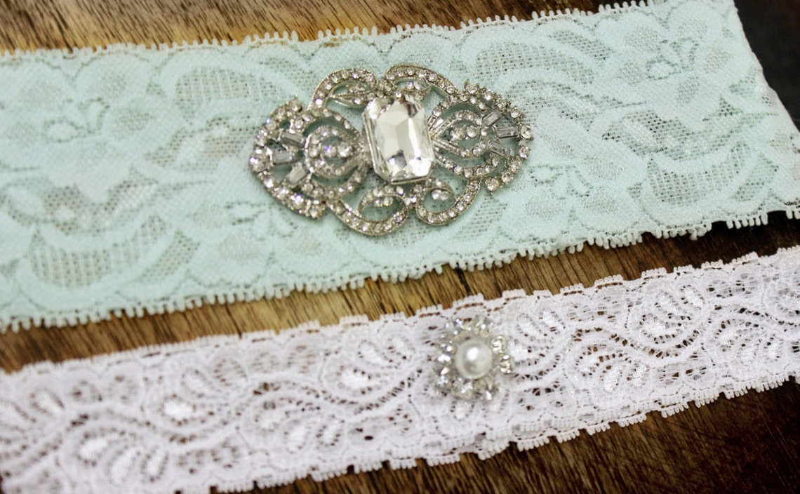 Wedding Garter Set W/ Rhinestone Brooch, Stretch Lace Garter for ...