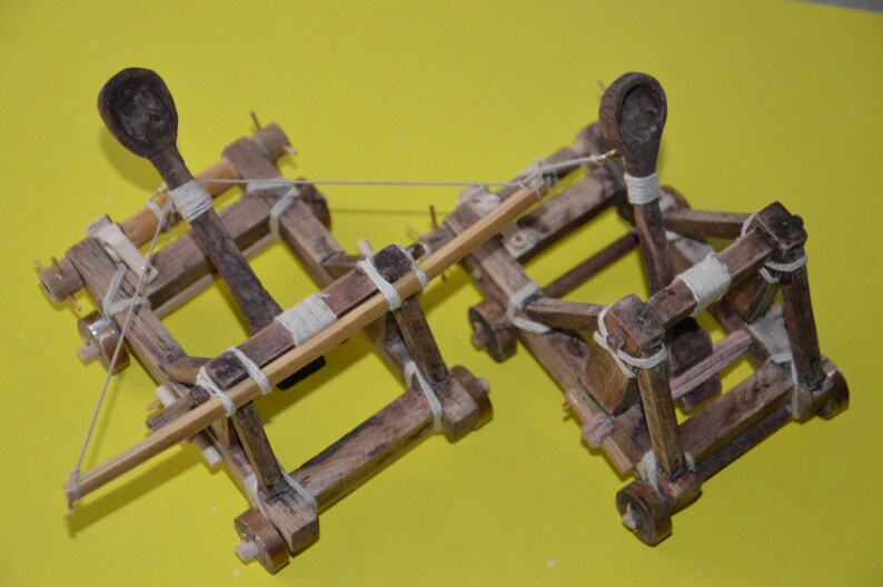 Handmade WORKING mini desktop catapults set | Etsy