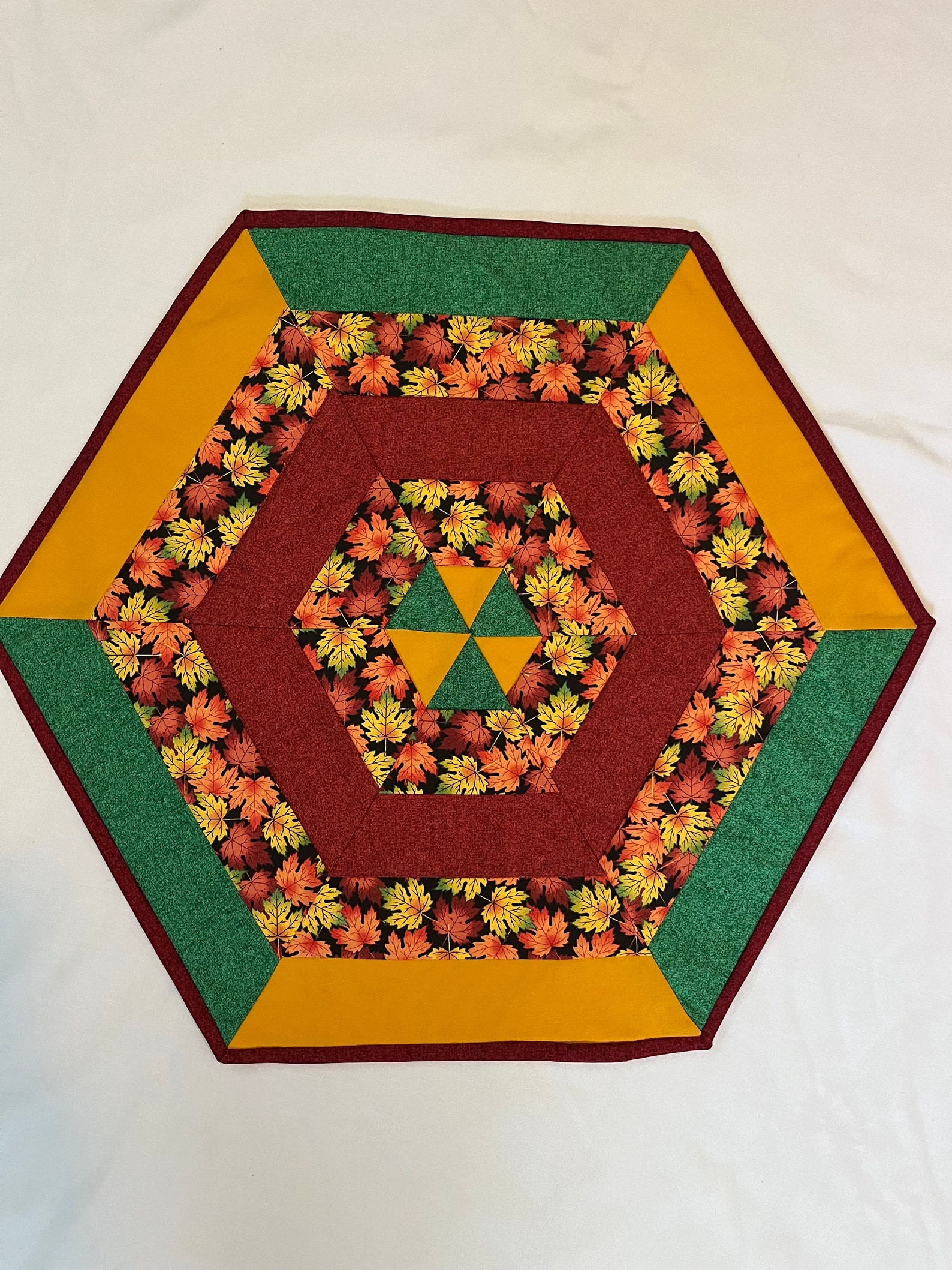 Fall/autumn Hexagon Table Topper - Etsy