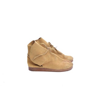 Vintage Tan Suede Desert Boots – Minimalist Ankle Chukka Shoes With ...