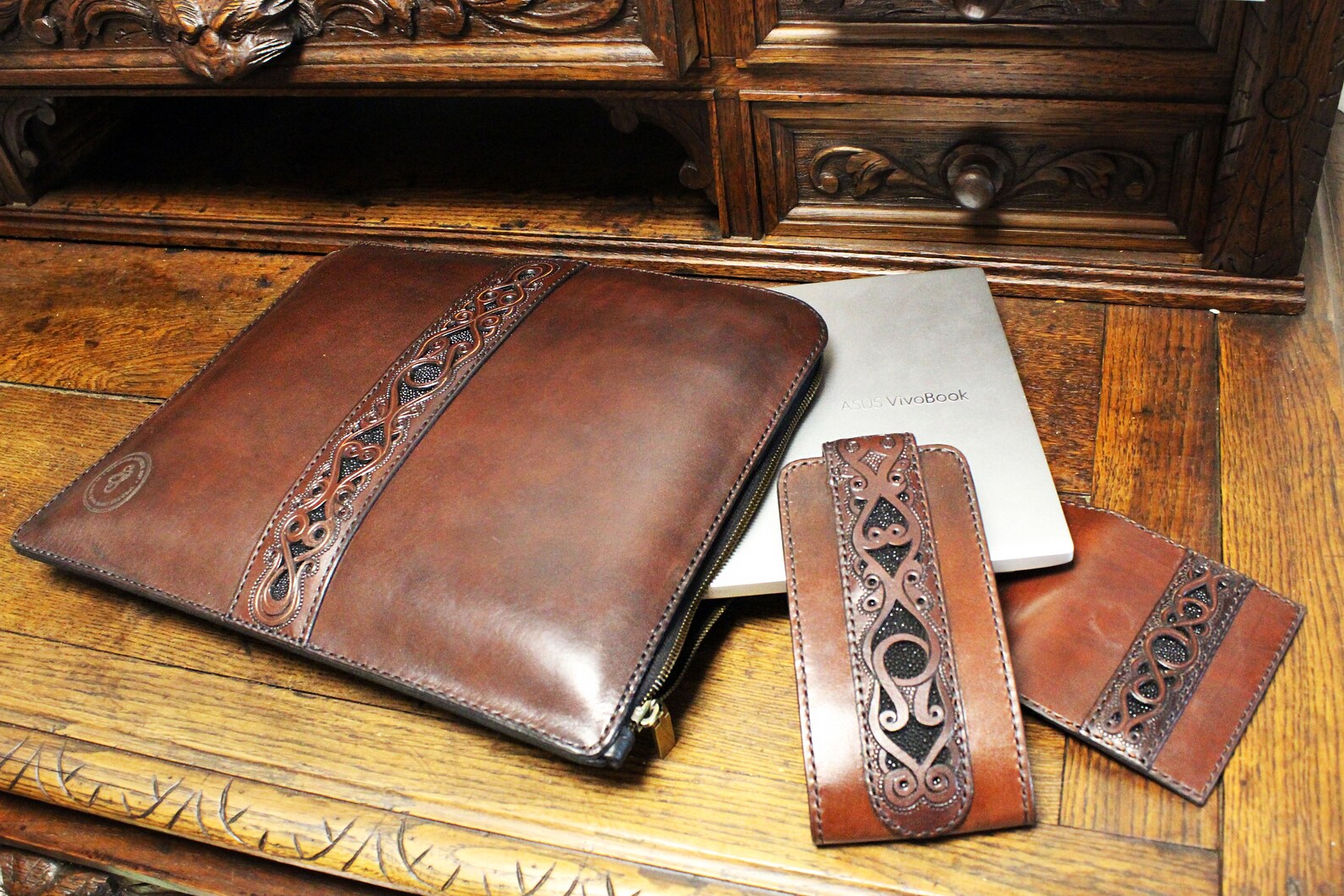 Leather Tablet Case, Notebook Holder, Hand Tooled Leather Case ...