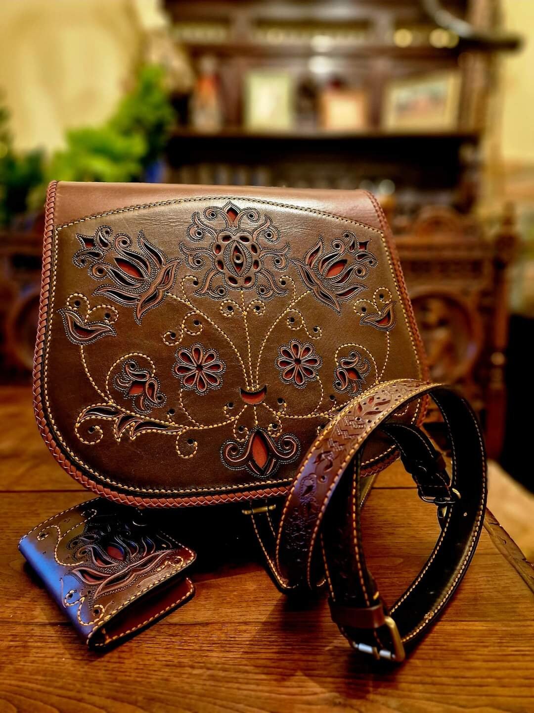 RTS Artisan Hand Tooled Leather Cross Body Bag With Traditional Szekler ...