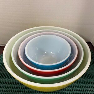 Pyrex Primary Colors Mixing Bowl Set - Etsy