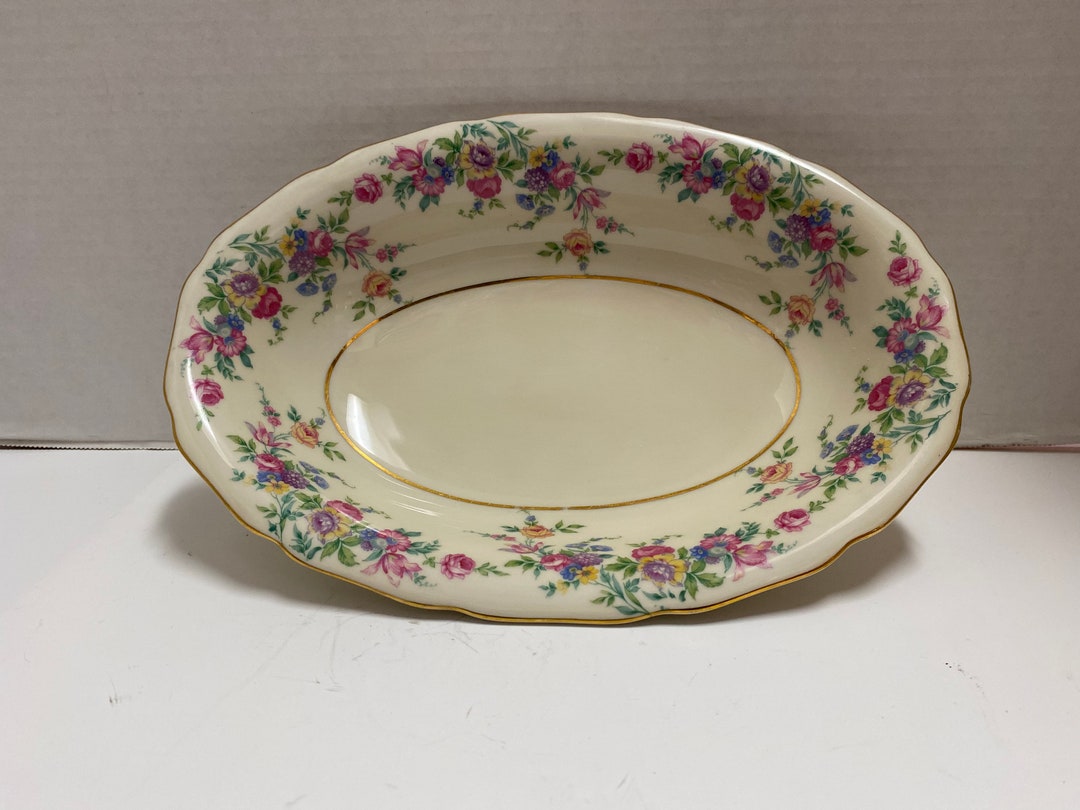 Thomas Ivory Mayfair Serving Bowl - Etsy