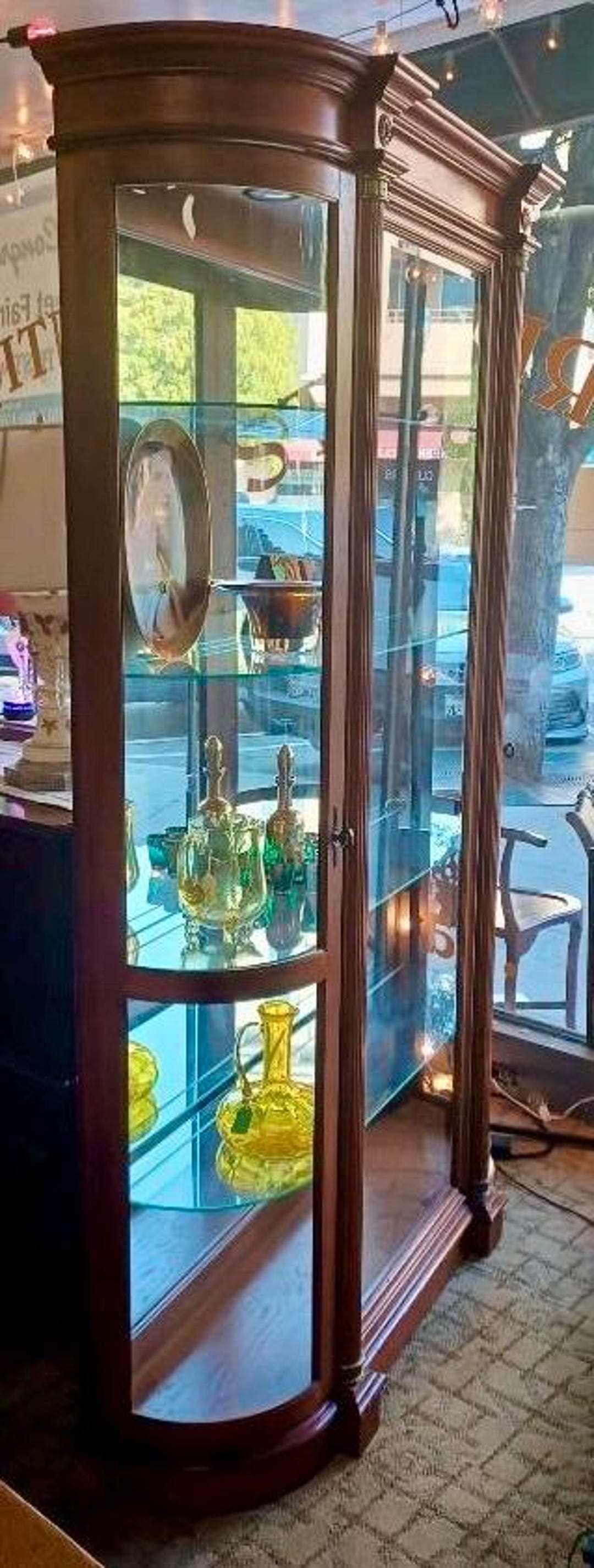 Pulaski Curio Cabinet - Etsy Canada