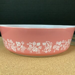 Pyrex Pink Gooseberry Round #471 - Etsy