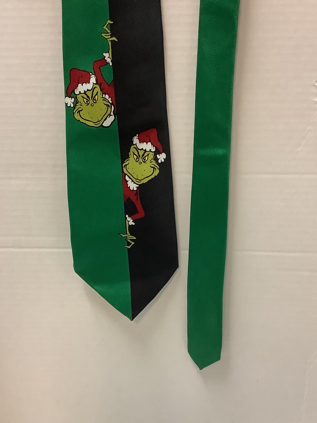Grinch Christmas Necktie - Etsy