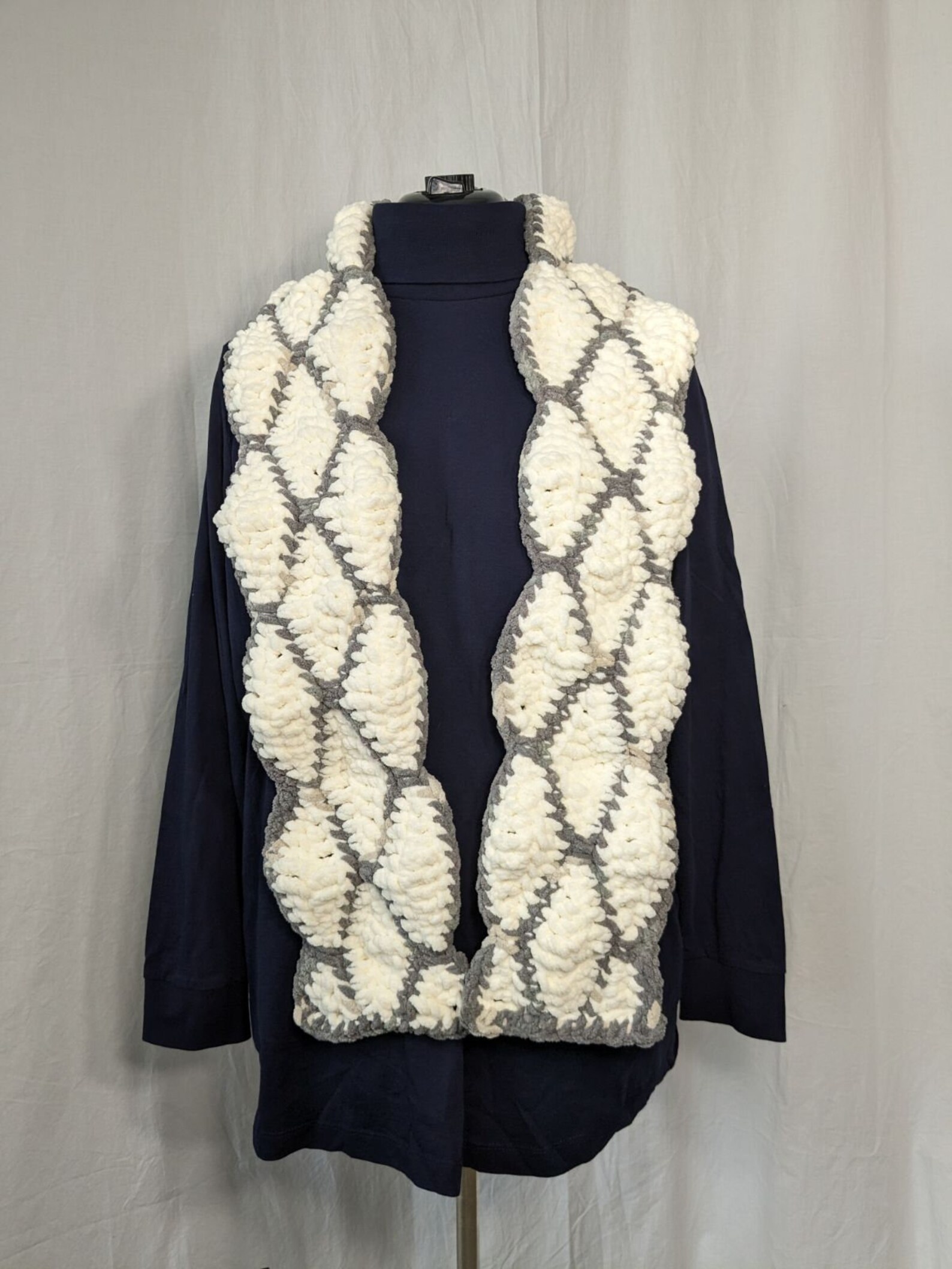 Poofy Diamonds Crochet Scarf - Etsy