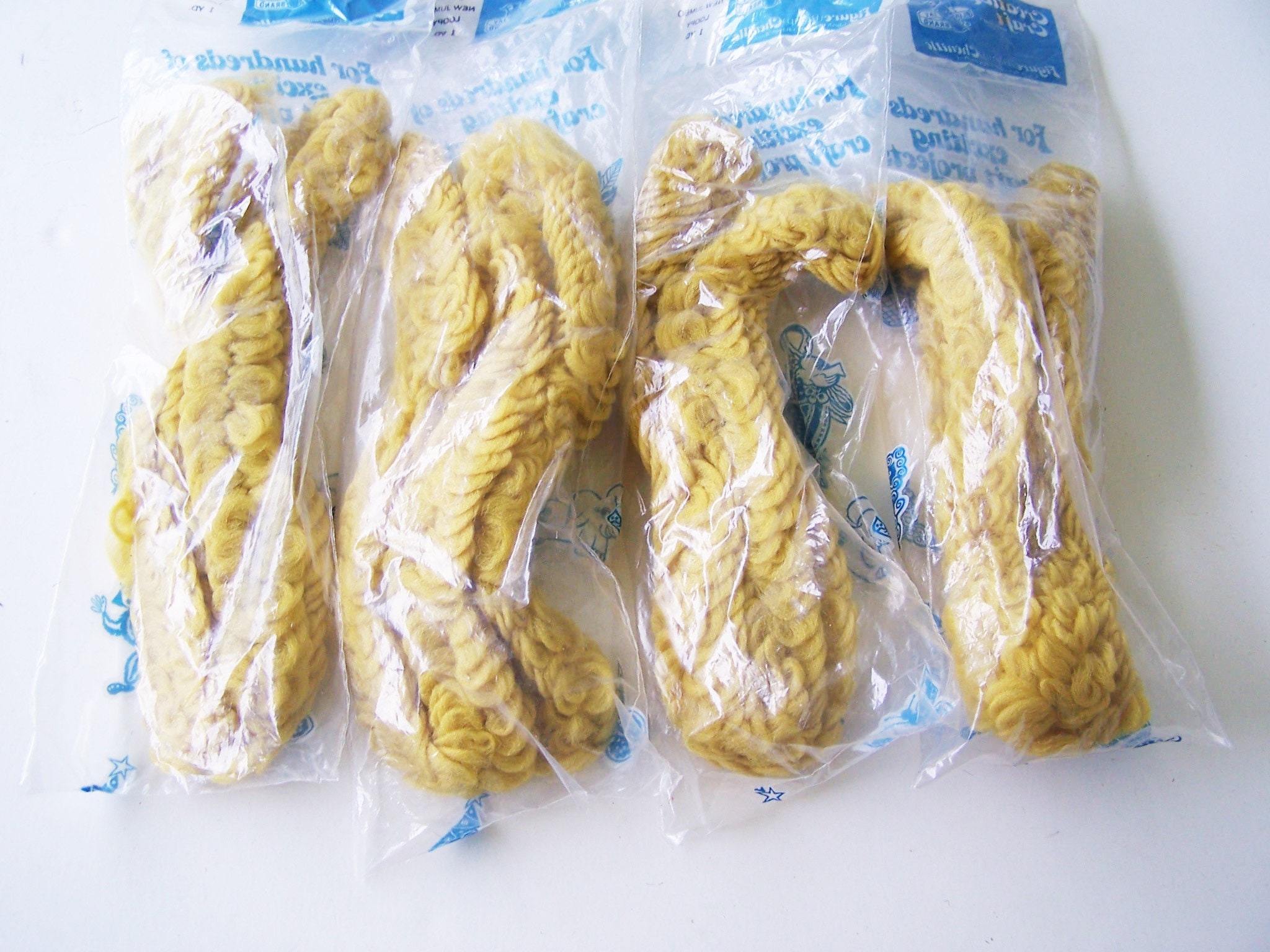 Creative Craft Figure (bump) Jumbo Loopy Chenille 4 Yards Yellow, Crush ...