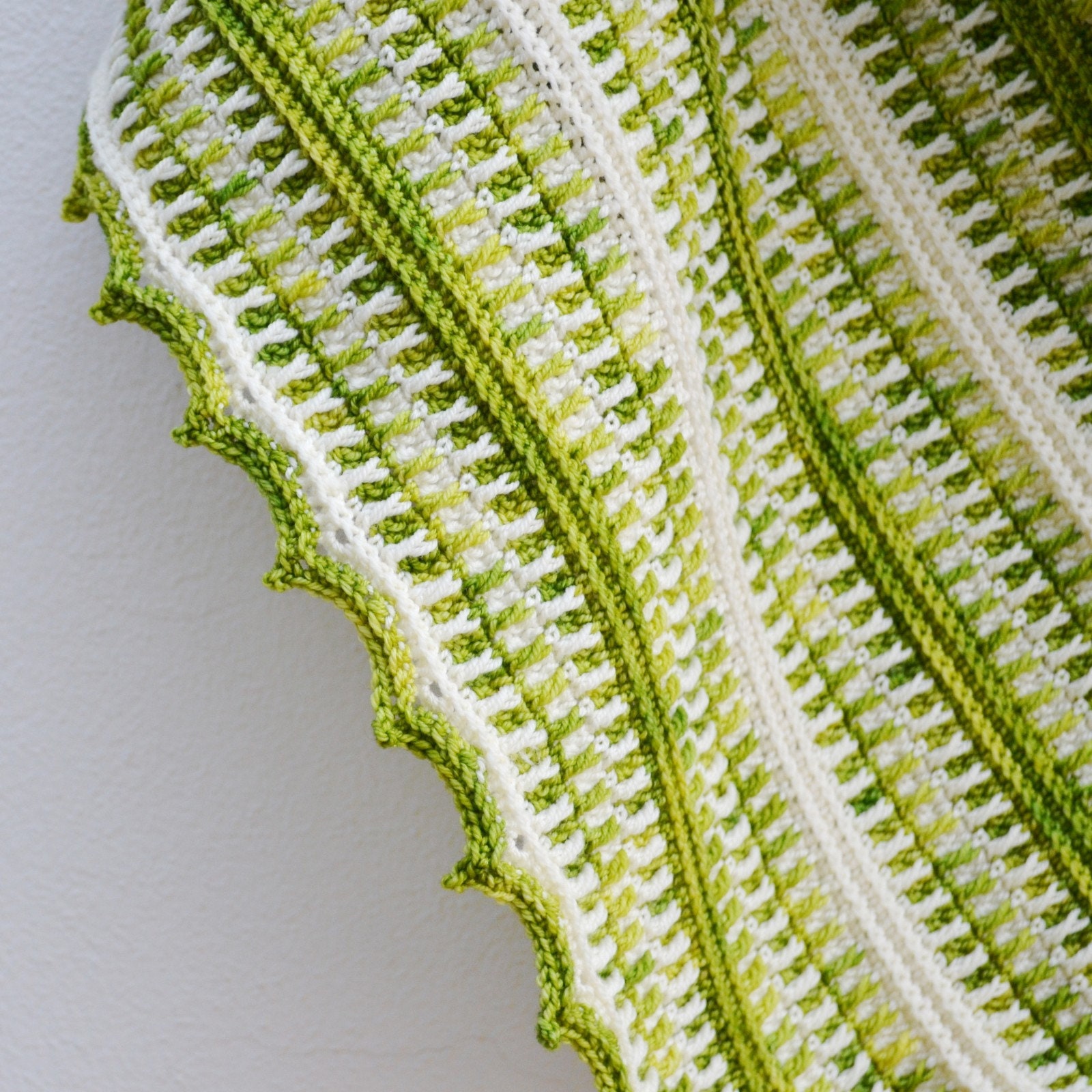 Lizzie Shawl PDF Pattern ~ Casual Crochet - Etsy