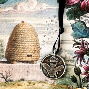 QUEEN BEE Pendant, Bee Necklace, Queen of the Hive, Handcrafted Jewelry ...