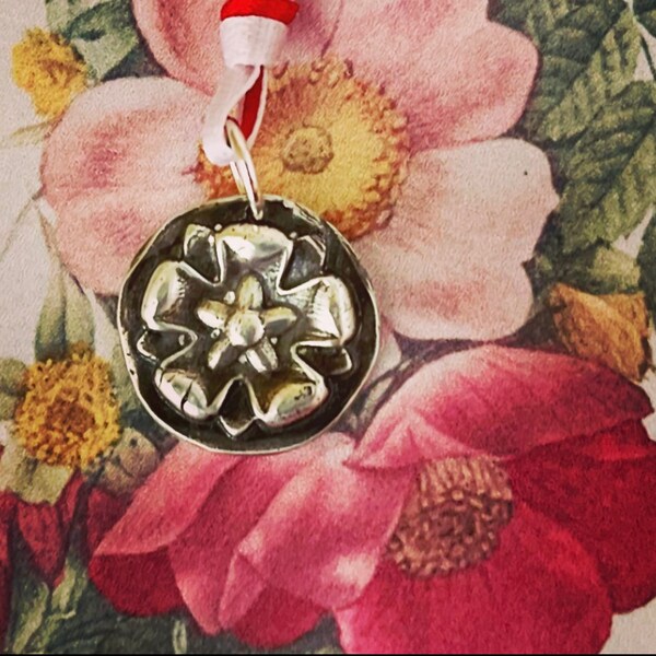 Tudor Rose - Etsy