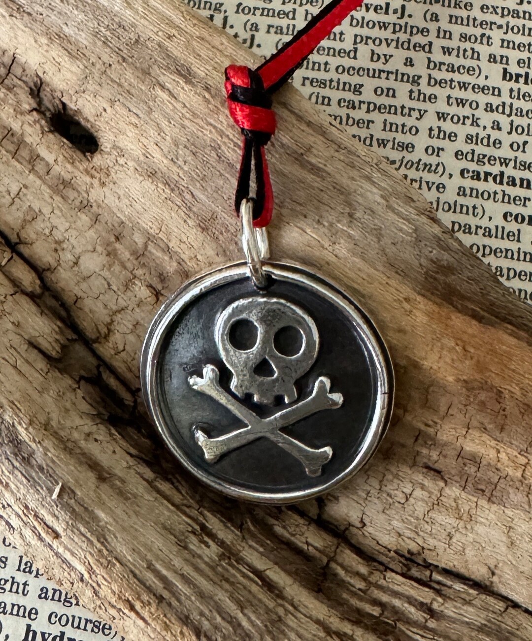 Skull and Cross Bones Pendant, Pirate Bones, Wax Seal Jewelry - Etsy