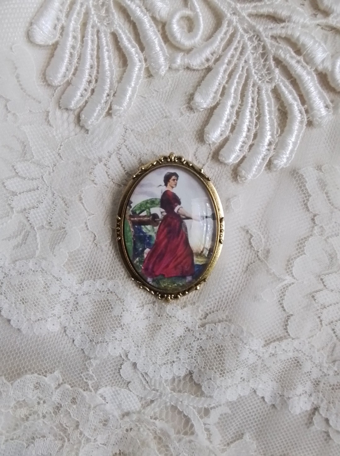 Molly Pitcher Cameo Brooch: Gold Toned Revolutionary War Pin, Wonderful ...