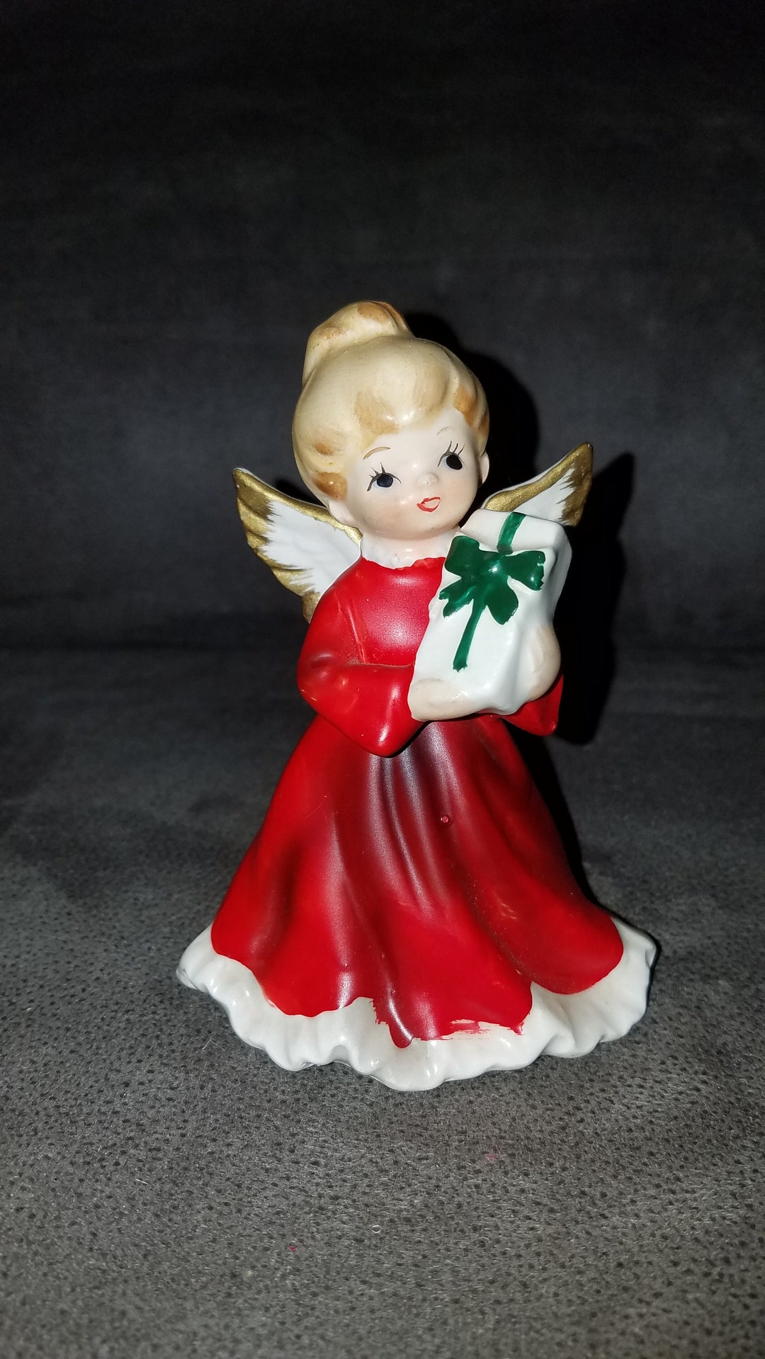 Vintage Napco Christmas Angel W/present X6964 - Etsy