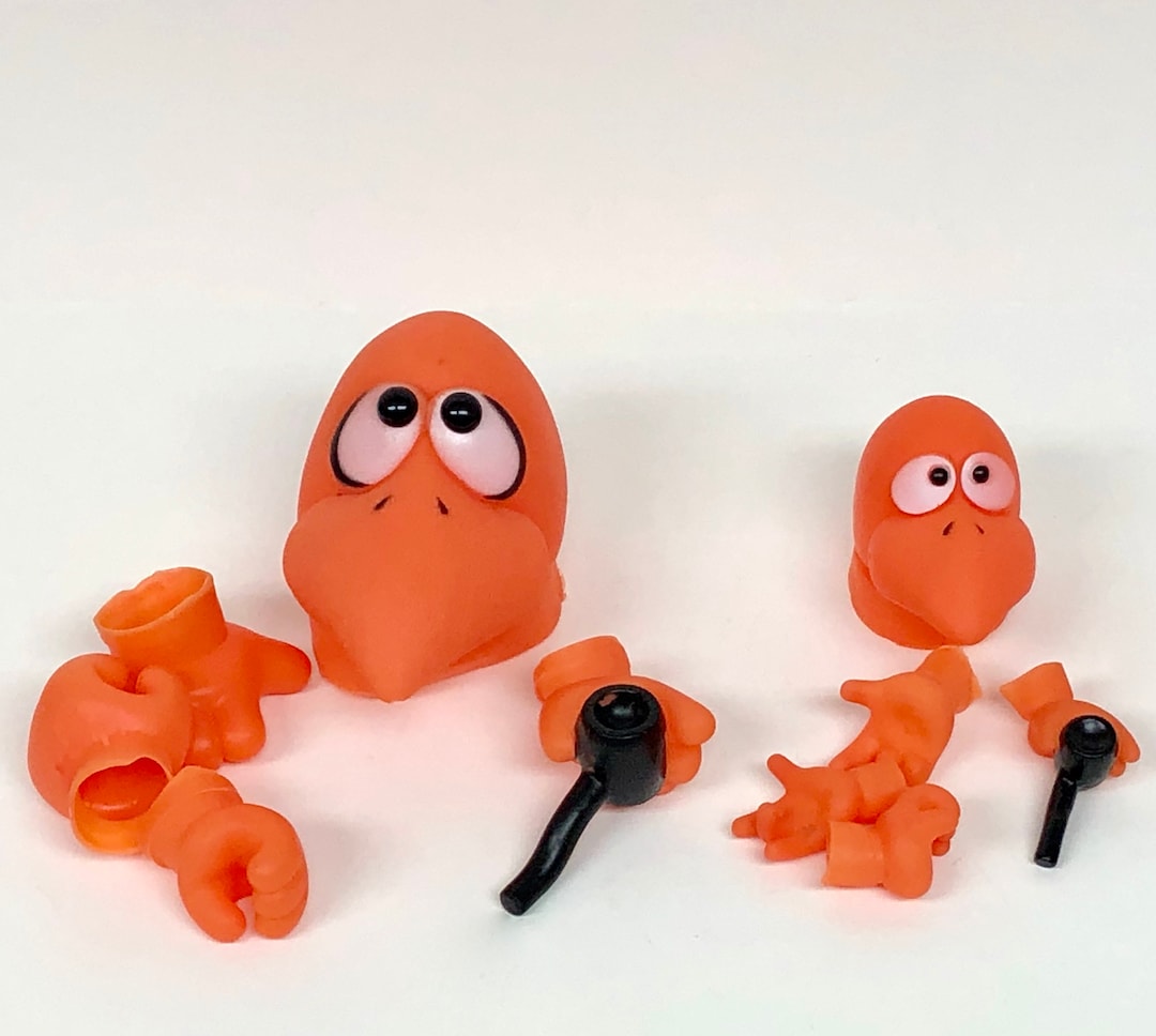 LARGE → or ← SMALL Funny Comical Pipe Smoking Eagle/crow Crafting Head ...