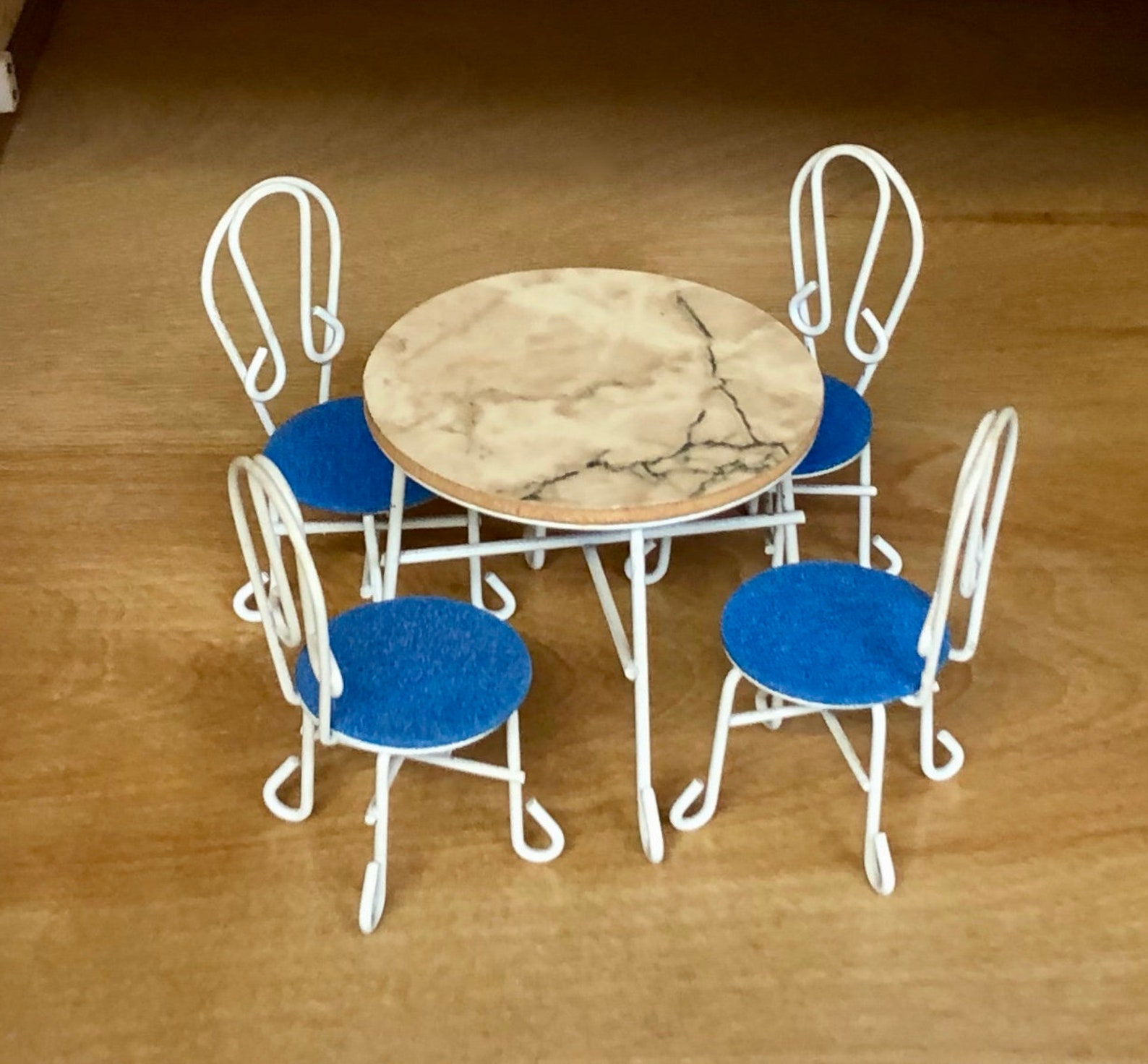 1:12 Scale Round Wire Ice Cream Parlor Table and Chairs 5 Pc Set—faux ...