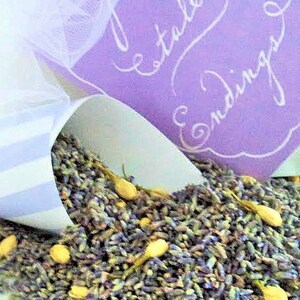 WEDDING LAVENDER™ Flower Confetti Biodegradable Confetti - Etsy