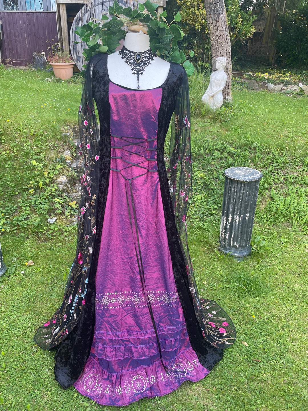 Gothcore Vampire Renaissance Faire Black & Purple Halloween Ball Gown ...