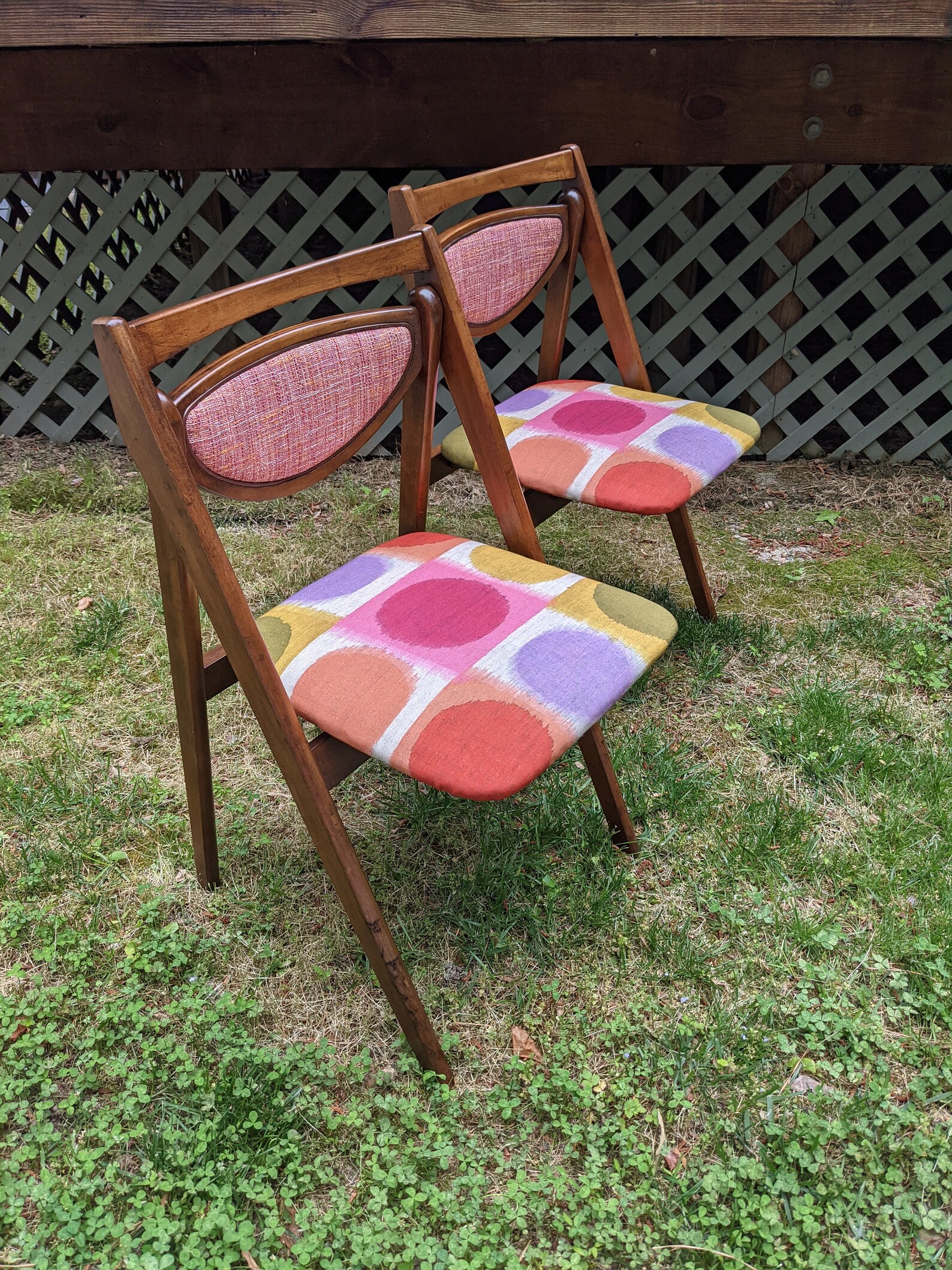 Stakmore Vintage Folding Chairs