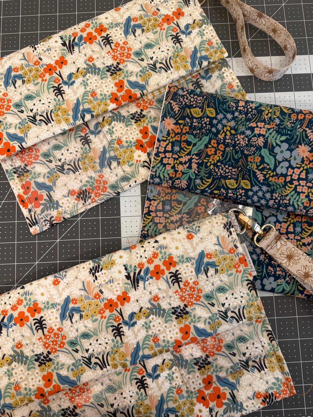 Fabric Portfolio, Sketch Book Portfolio, Magazine Portfolio, Tract ...