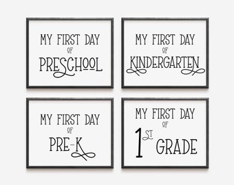 Black and White First Day of School Sign - Etsy