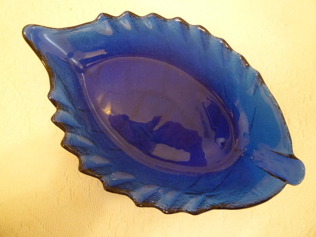 COBALT BLUE Glass Oval Shaped Dish. Ornate Deep Blue Vintage Glass Dish ...