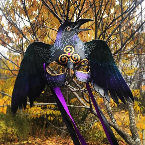 Celtic Raven - Etsy